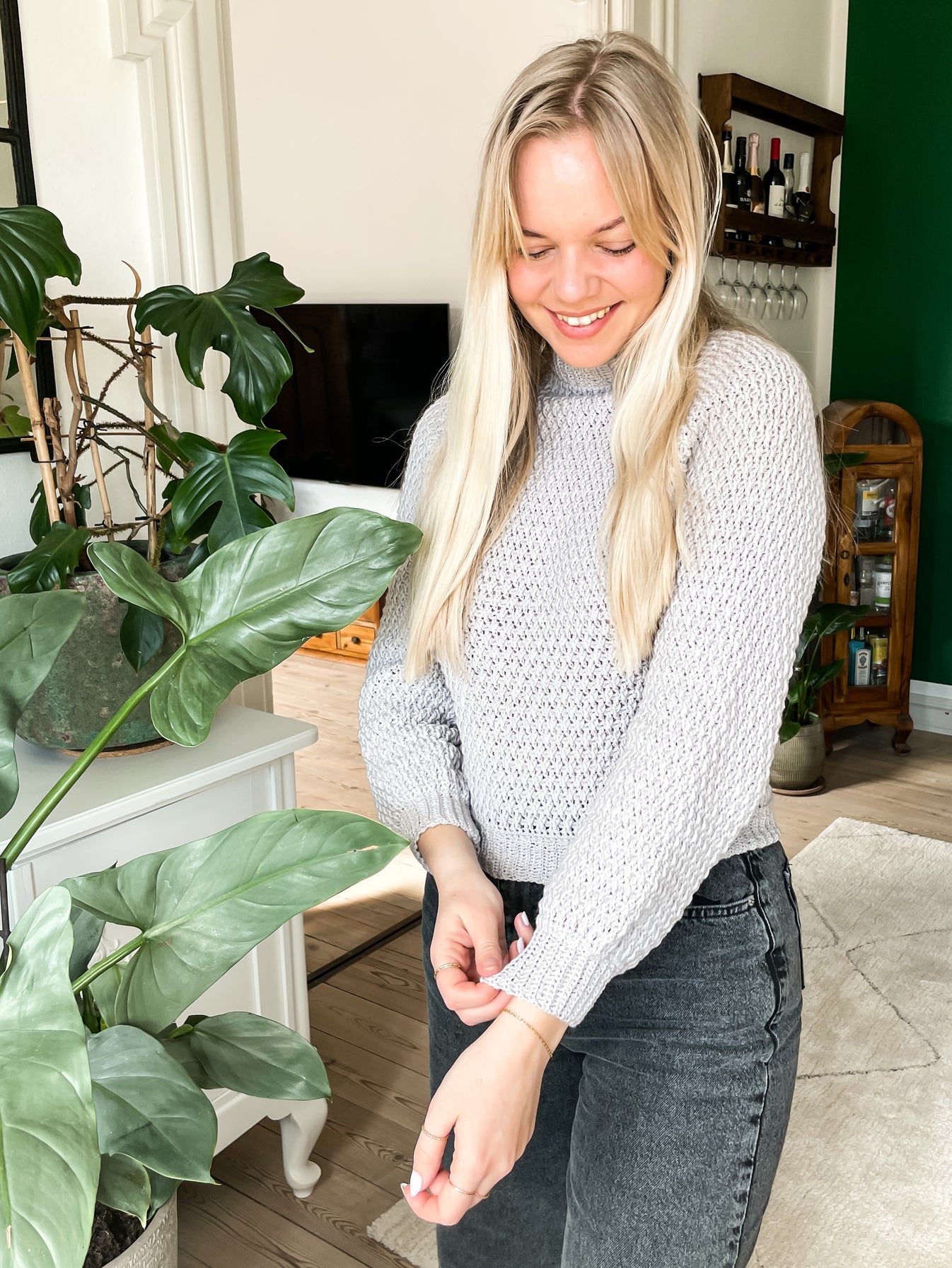 Crochet pattern: Alpine Raglan Sweater – Hooked by Cille